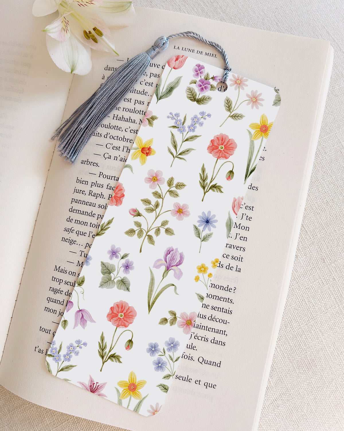 Floral Dream Bookmark – Marie-Lise Illustration